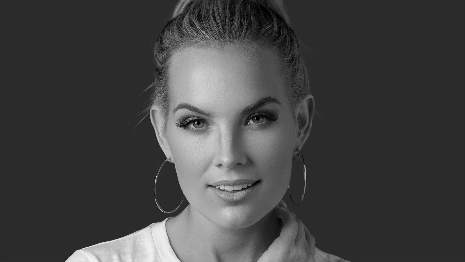 High Quality Foldable V-Flats – V-Flat World